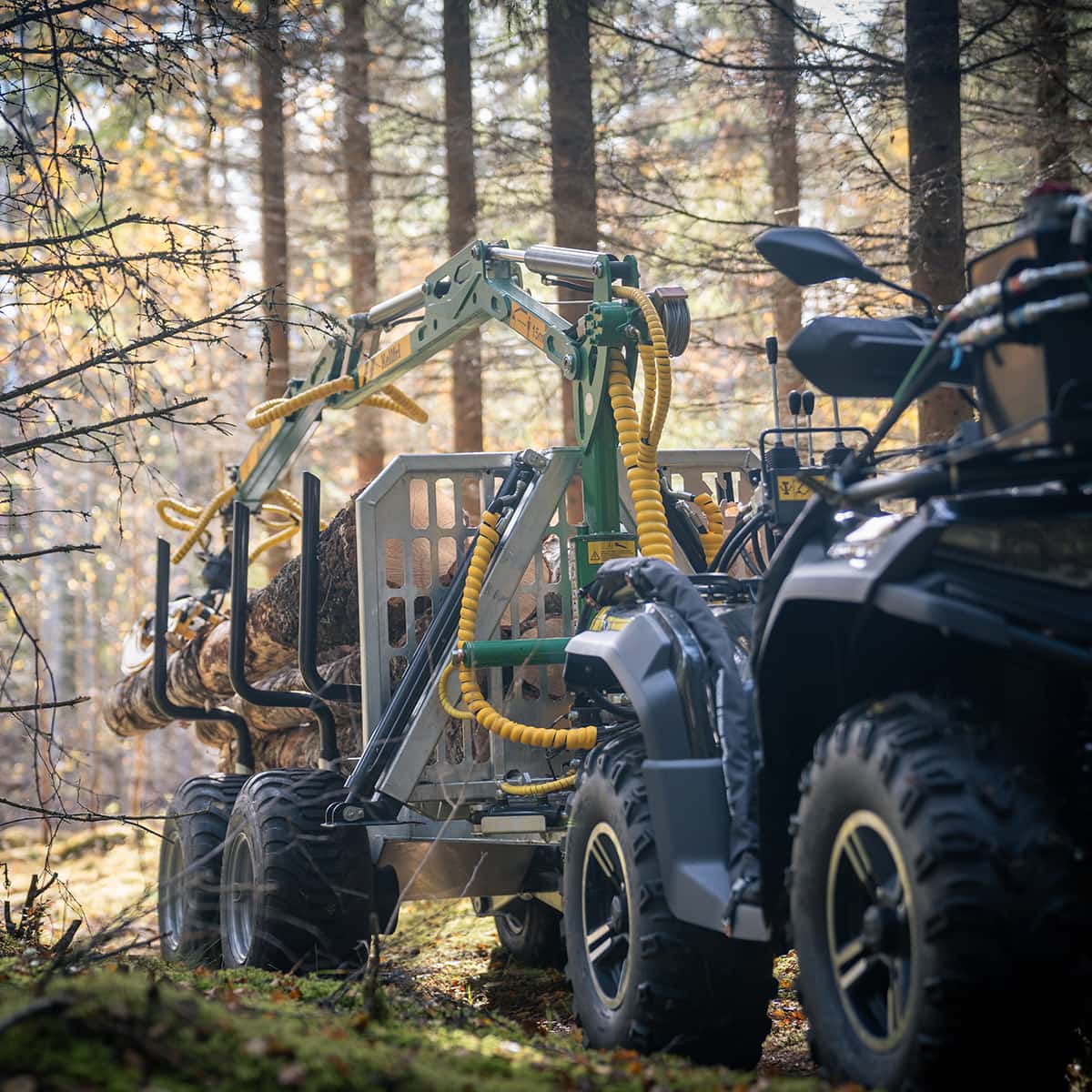 Skogsvagn ATV 3 ton | Kran 4,2 m | Ramstyrning | Kellfri